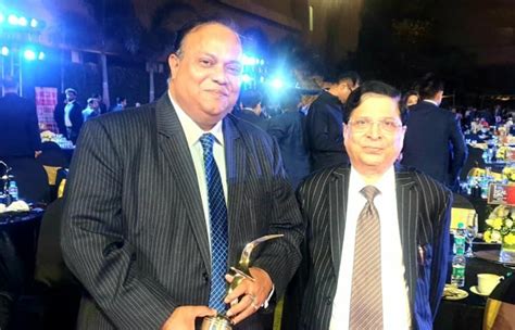 Dr Manoj Kumar India Lawyer