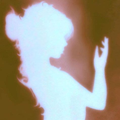 Aura Pfp