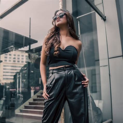 Debleena🌕 Devleena • Threads Say More