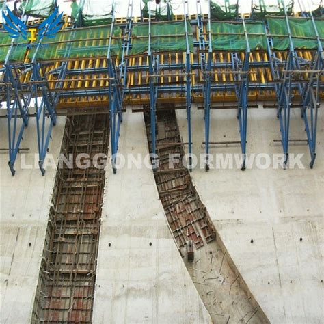 Lianggong Manufacture Advanced Cantilever Climbing Formwork System For