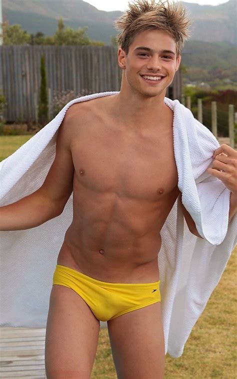 Yellow Speedo Bump Houtex2019