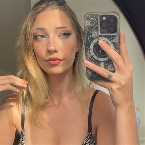 Stella Star (@stellastarfree) • Threads, Say more