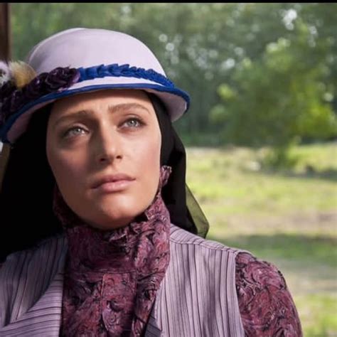 بیوگرافی نگین معتضدی تصاویر شخصی