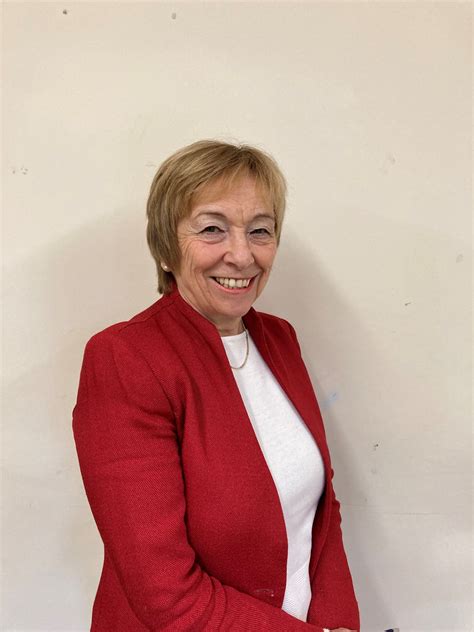 Linda Wright Sight For Wight