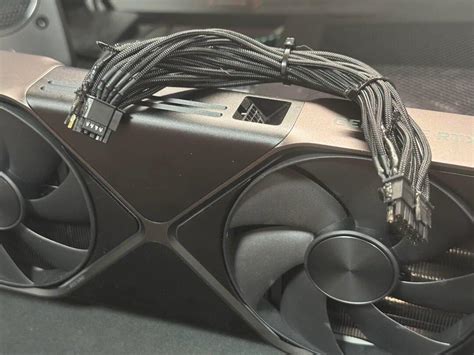 Déjà Vu Des Câbles De Rtx 5090 Calcinés Le Comptoir Du Hardware
