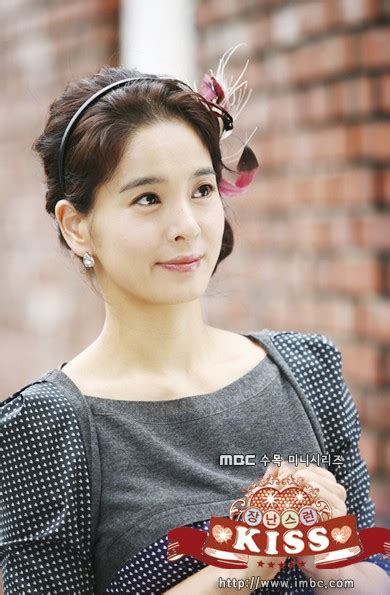 By Ft Art Profil Jung Hye Young