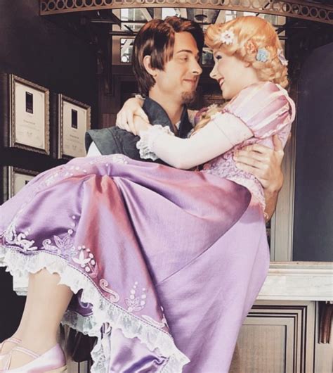Carrying Someone Princess Style Carrying Someone Princess Style