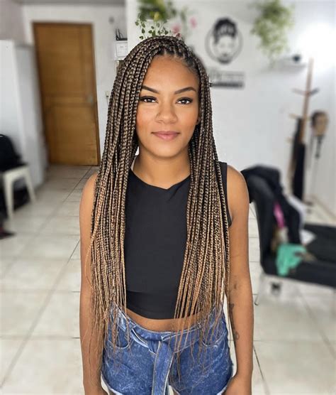 10 Trendy Medium Box Braids Styles For Taking Your Hair Game To The
