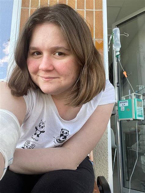 Fotogalerie Ivanu Cetkovskou Z Bdeněvsi Upoutalo Genetické Onemocnění Na Invalidní Vozík Deníkcz