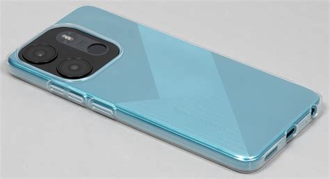 Обзор бюджетного смартфона Tecno Spark Go 2023