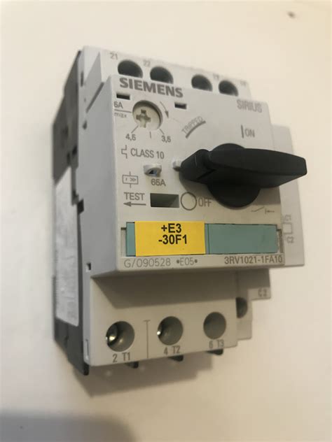 Купить Автомат захисту двигуна Siemens Sirius 3RV1021-1FA10 3.5-5A ...