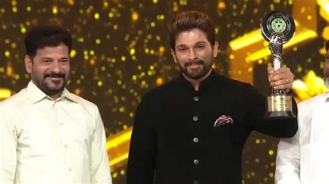 Telangana Gaddar Film Awards Allu Arjun Receives Best Actor Trophy