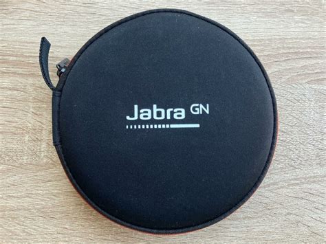 Review Jabra Evolve E Business Hybrid Headphonesty