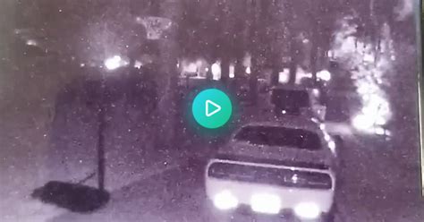 Weird Light Hovering Over Neighborhood Album On Imgur