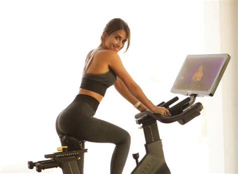 Antonela Roccuzzo Y Su Rutina De Glúteos
