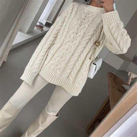 레트로 무드 케이블 롱 니트 꽈배기 라운드 도톰한 울 루즈핏 원피스