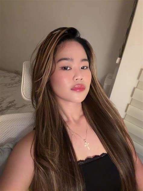 Monique Jsmnqs Videos With Wait Maroon 5 Tiktok