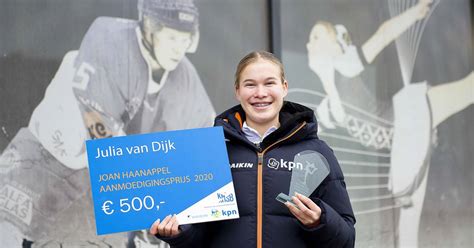 Talentprijs Knsb Voor Kunstrijdster Julia Van Dijk Schaatsen Nl