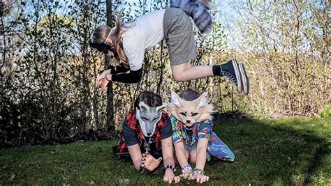 Therians As Pessoas Que Se Identificam Como Animais Tex