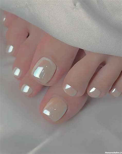 84 عکس از طراحی ناخن پا جدید با رنگ های جذاب و خلاقیت بی‌نظیر