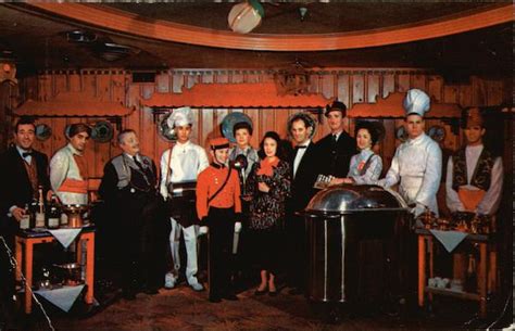 Ruby Foos Montreal Qc Canada Quebec Postcard