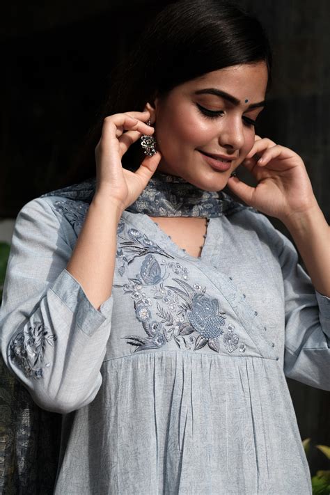 Dharan Clothing Fashion First Virtual Showcase 2020 By Femina And Grazia