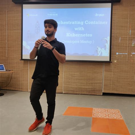 Meet Shubham Upadhyay Hackathon Community Manager At Major League Hacking