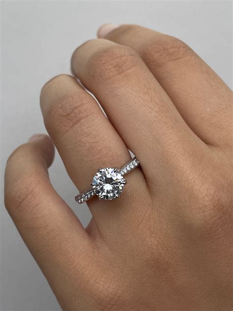 Round Brilliant Cut Diamond Engagement Ring G Collins And Sons