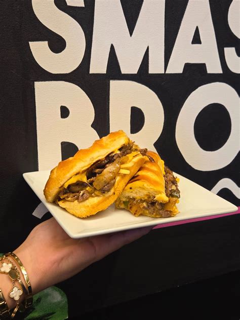 Smashbros Glasgow Smashburgers Smashspuds And Shakes