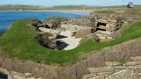 ممر غامض يقود إلى قرية مدفونة منذ قرون في بريطانيا صور إرم نيوز