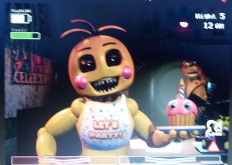 Fnaf 2 Beta Toy Chica In Office Screenshot By Blinglasses On Deviantart