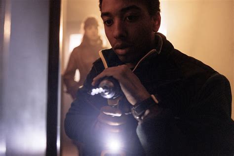 La Nuit Se Traîne Belgian Collatéral Lavisqteam Fr