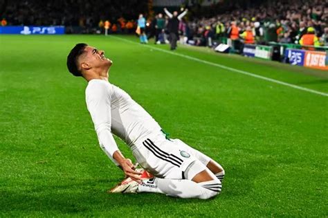 Celtic News Bulletin As Luis Palma No Goal Puts Dad On Verge Of Smashing Table While Missing