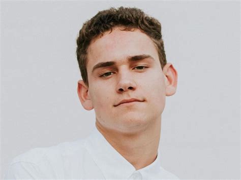 Chase Rutherford Biography Age Height Girlfriend Net Worth