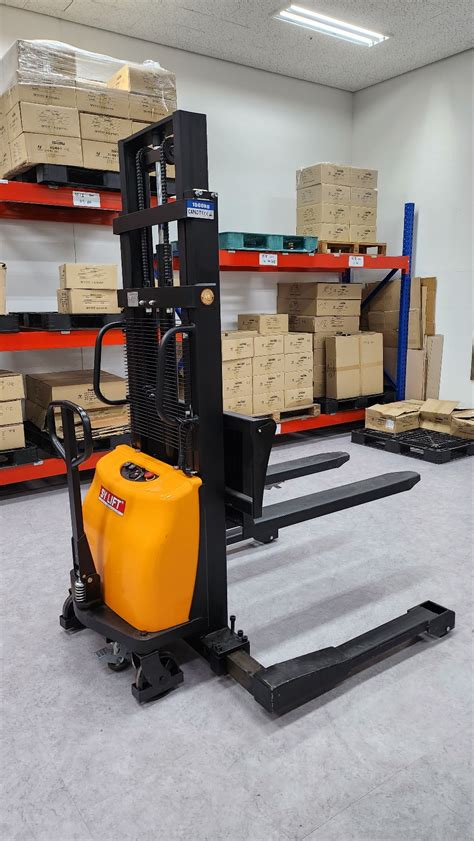 반자동 포크리프트 지게차sef 1525w★★★ 산업자재 중고나라