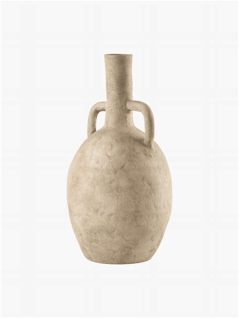 Sofía Vergaras Open Door Architectural Digest