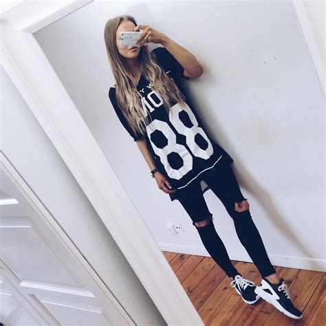 Karolin Andersson On Instagram “〰” Types Of Fashion Styles Fashion Outfits