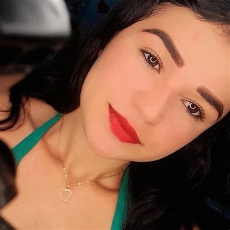 Mary Mahzinha Santo Threads Say More