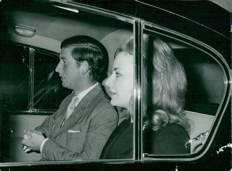 Малко известната любов на Чарлз преди Камила и Даяна вижте каква красавица е защо има пръст