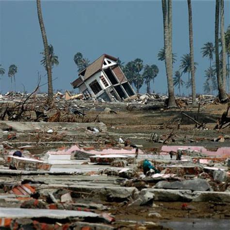 Tsunami 2004 Video Footage