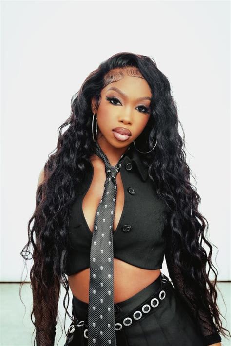 Interview Rising Randb Songstress Akia Embraces Her “soft Girl Era Discusses Dream Collabs New