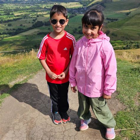 Hetvi Parekh On Linkedin Anvi And Vian Are Running The Robin Hood Mini Marathon For Imara