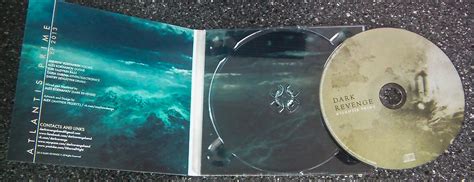 how to read icom serial numbers