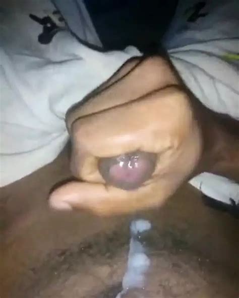 내 핫한 자지가 젖을 짜기 시작해 xHamster