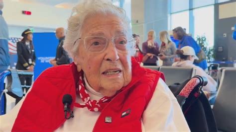 98 Year Old Rosie The Riveter Ffrom Pinole Honored Ktvu Fox 2