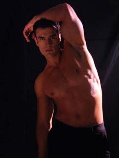 Los Famosos Al Desnudo David Zepeda