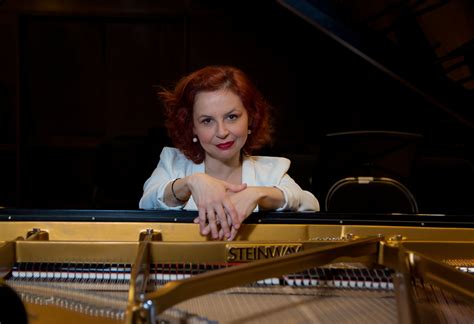 Nataša Veljković Gallery