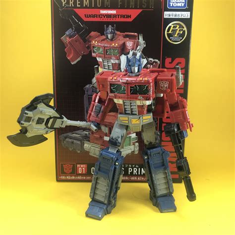 Transformers Premium Finish Pf Wfc 01 Optimus Prime In Hand Gallery