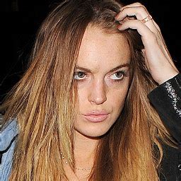 Rts Svet Poznatih Lindzi Demolirala Hotelsku Sobu