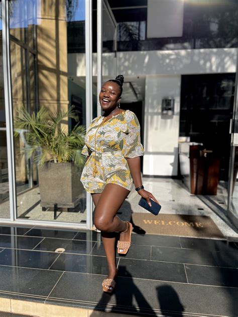 Pretty Light Skin Girls With Swag